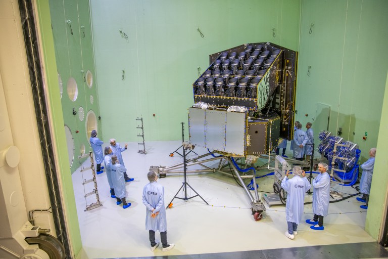 The PLATO Steering Committee visits ESTEC during the Structural Model ...